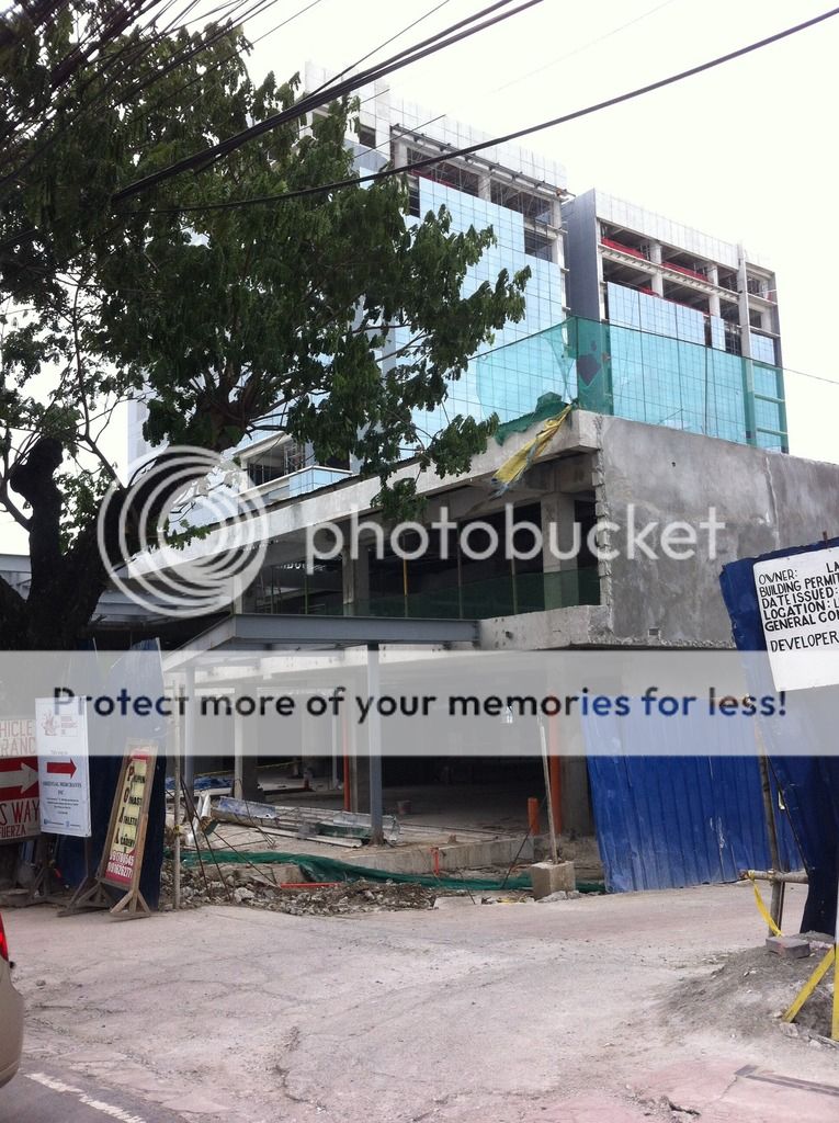 LAS PIÑAS | One Townsquare Place [12fl|ofc] | SkyscraperCity Forum